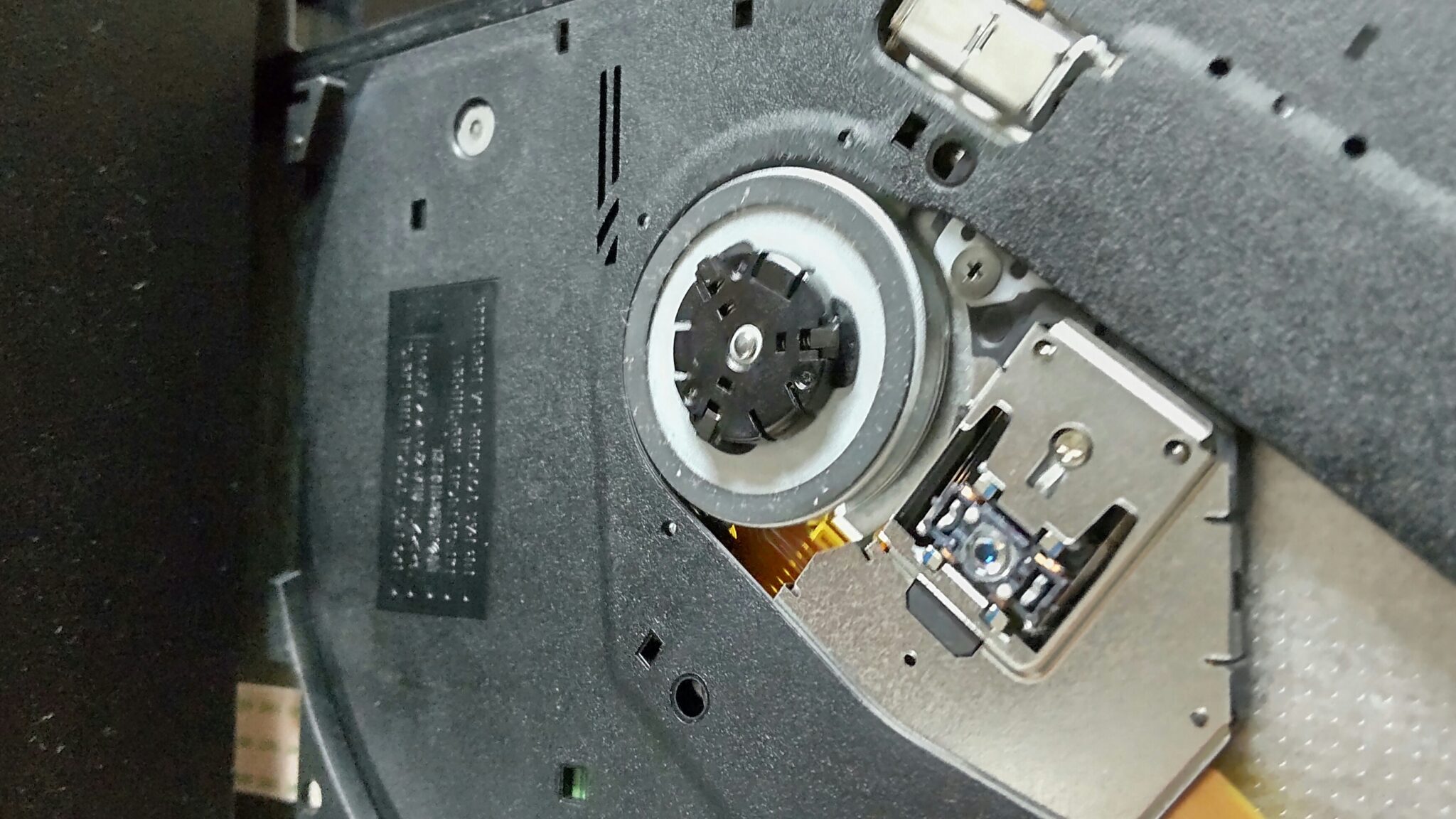 8cmCDシングルは何故なくなった？アダプターと再生方法、買取は可能？ | Discジャンキーズ